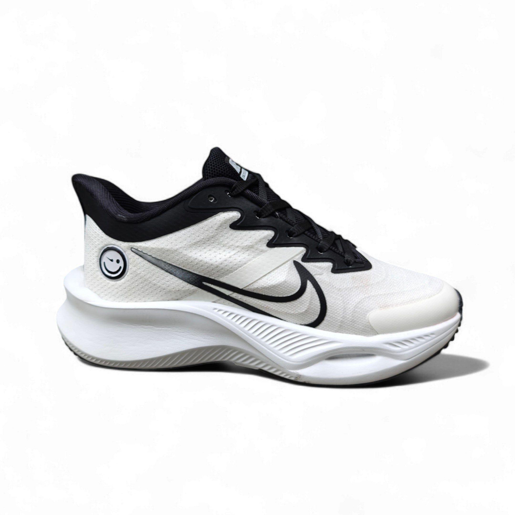 Zoom X Smiley Eclipse – M/S Foot Steps