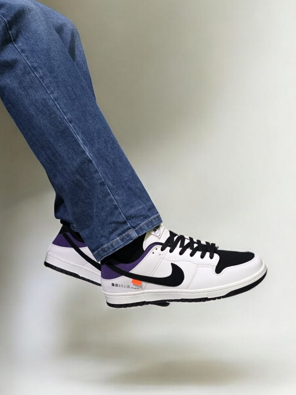 Dunk Low Initial D AE86 – Foot Steps